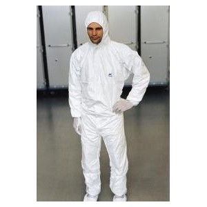 cleanroom Disposable Tyvek® coverall, with integrated hood | mycleanroom.de